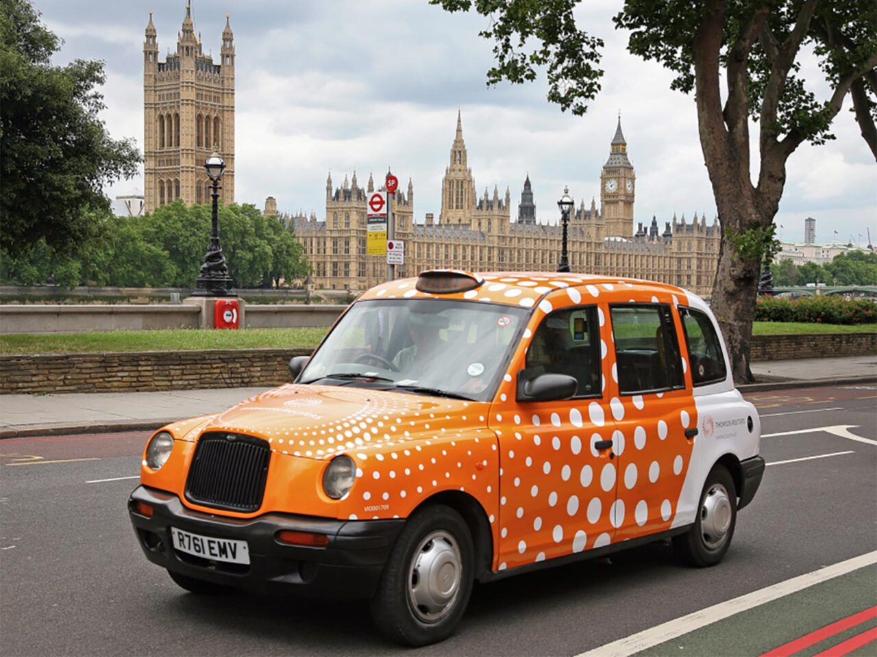 London cab wrap - Cleveland Design